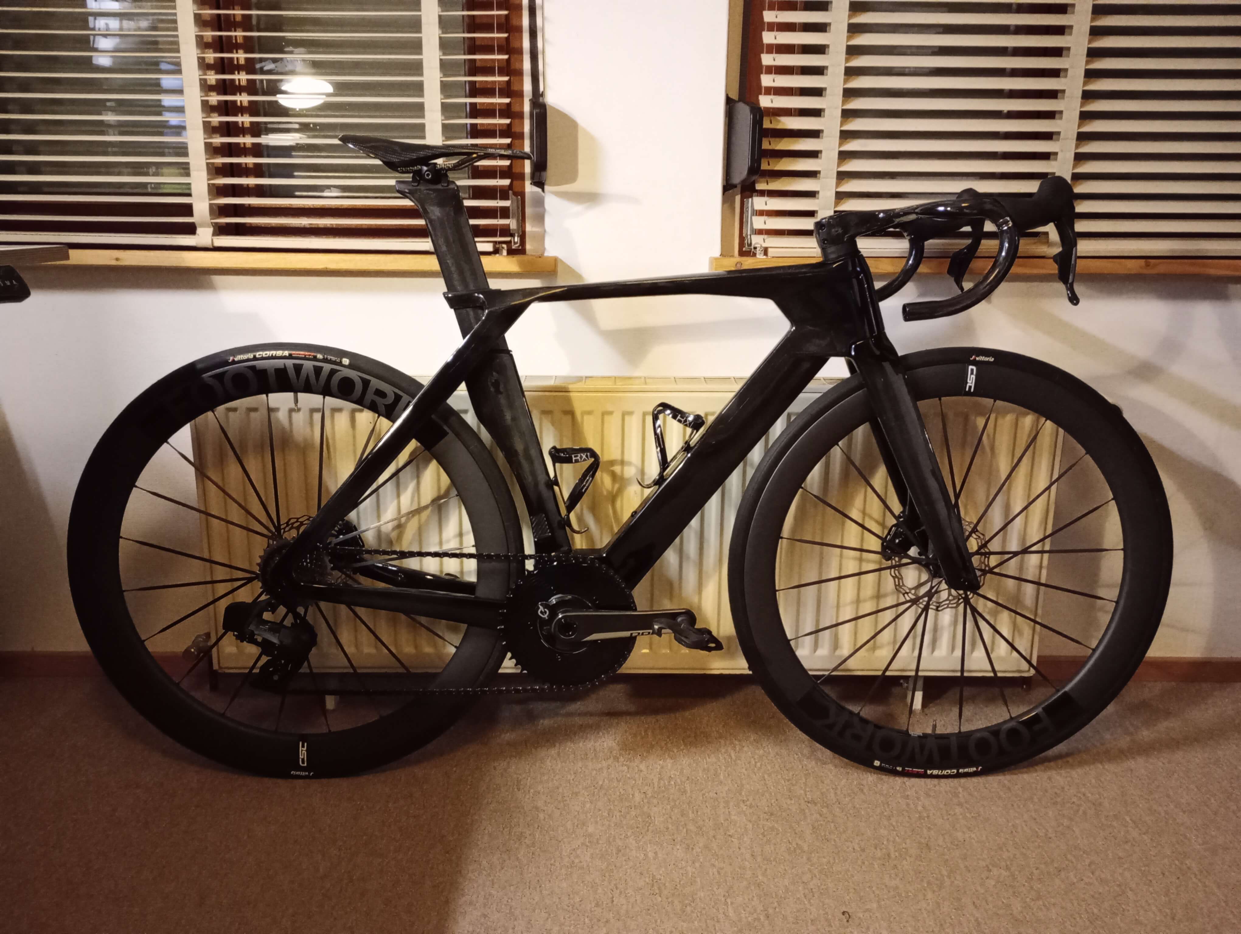 What Makes a Carbon Racing Bike Frame So Fast? Exploring the Technolog ...