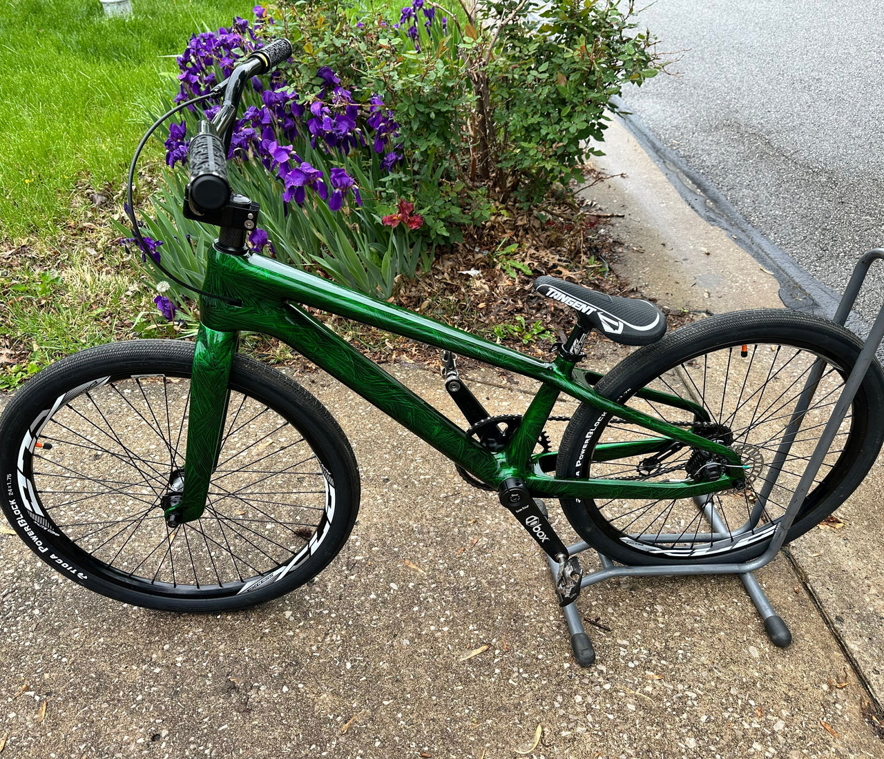 Why Frame Geometry Matters in Professional BMX Racing – TIDEACEBIKE