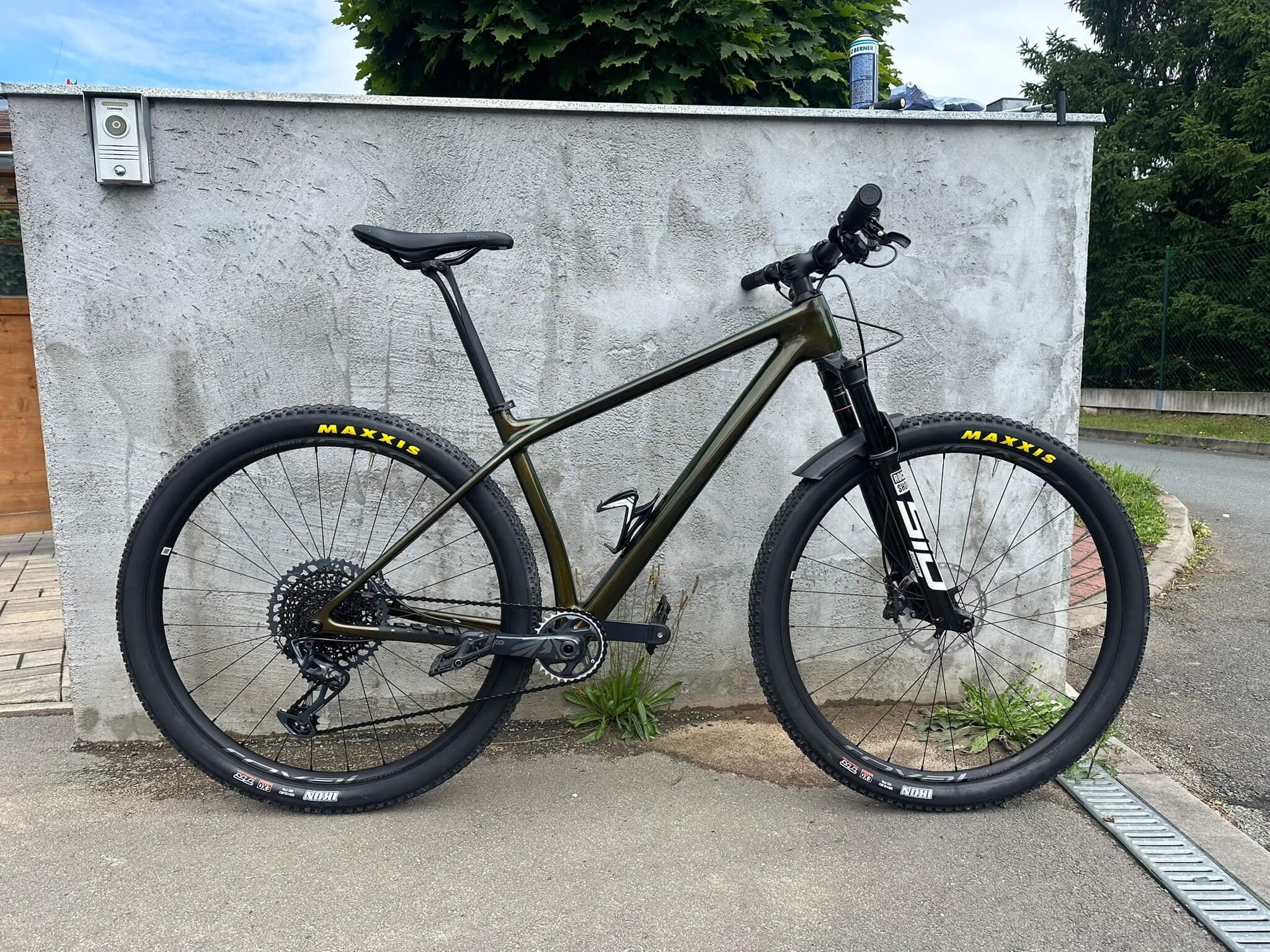 Rigid Mountain Bike vs Suspension: Which Is Better for Trail Riding ...
