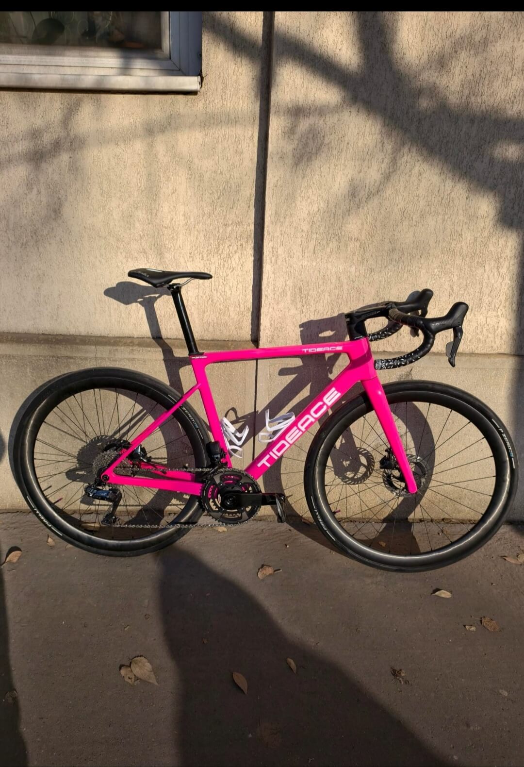 Top 10 Best Road Bikes with Di2 and Carbon Frames in 2026: The Ultimat ...