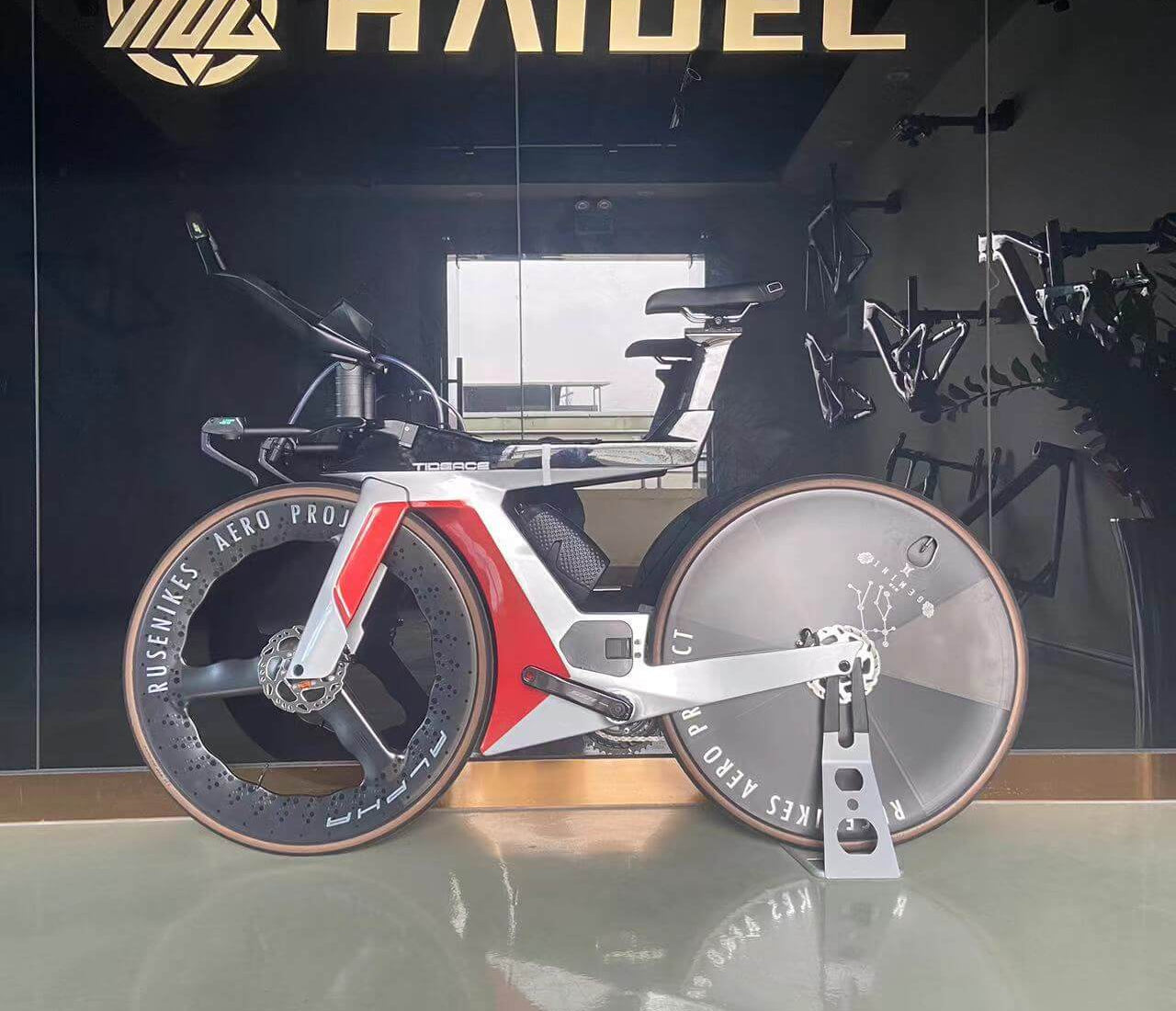 Tideacebike Launches TT968 “APEX RAZOR”: A New Era of Triathlon Speed ...